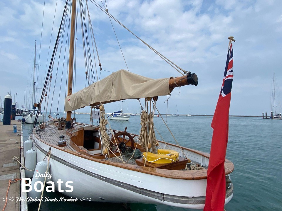 1909 WE Thomas Gentleman'S Classic Cutter for sale. View price, photos ...