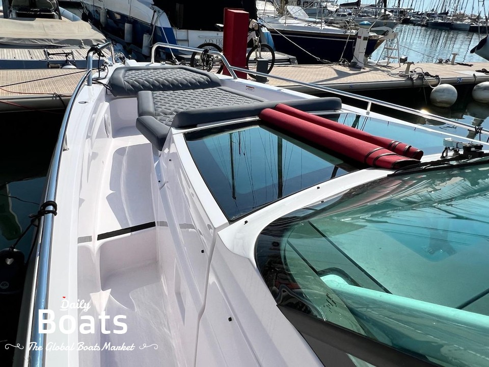 2020 Axopar 37 Sun Top for sale. View price, photos and Buy 2020 Axopar ...