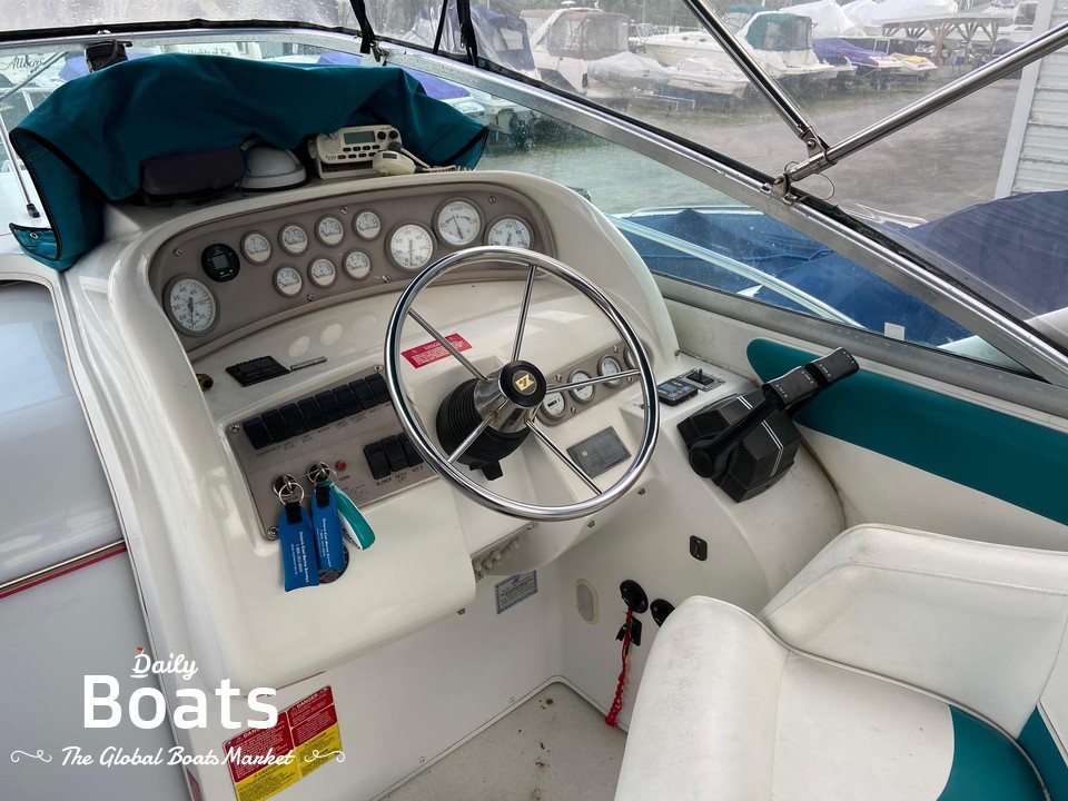 1994 Larson Cabrio 280 Mid Cabin for sale. View price, photos and Buy ...