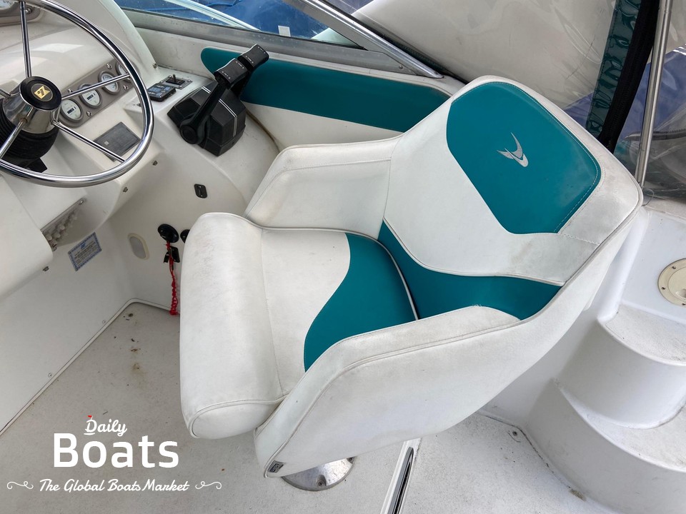 1994 Larson Cabrio 280 Mid Cabin for sale. View price, photos and Buy ...