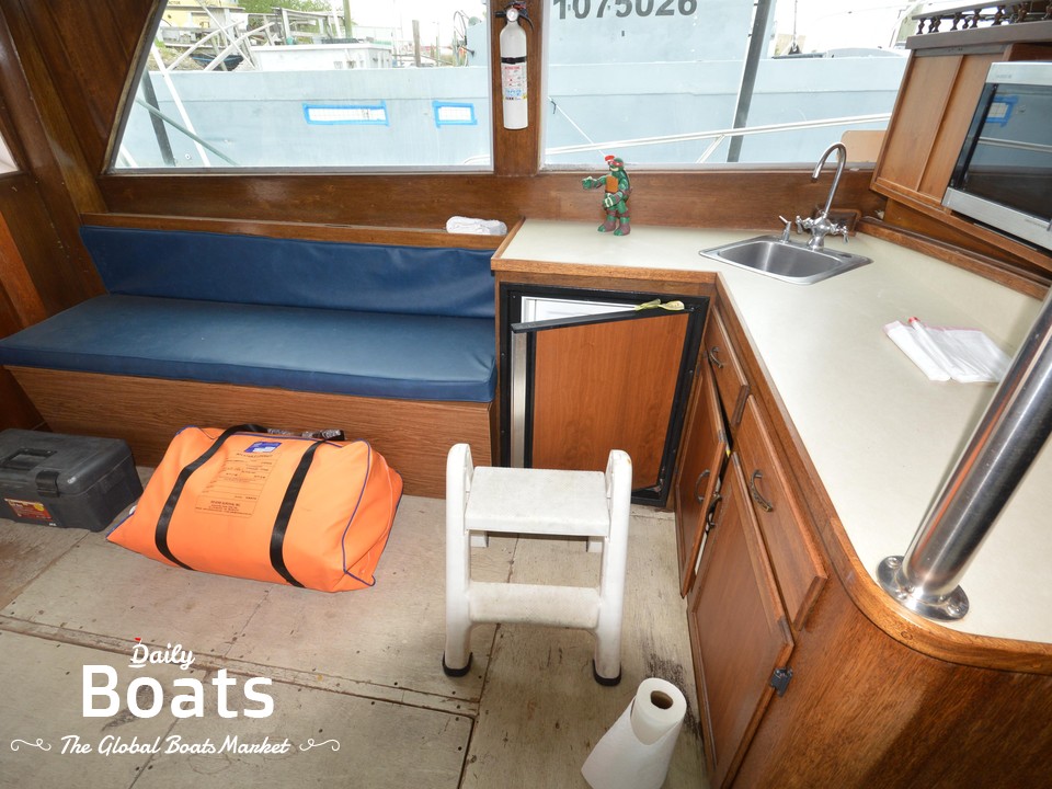 1985 Henriques 44 Sportfisherman for sale. View price, photos and Buy ...