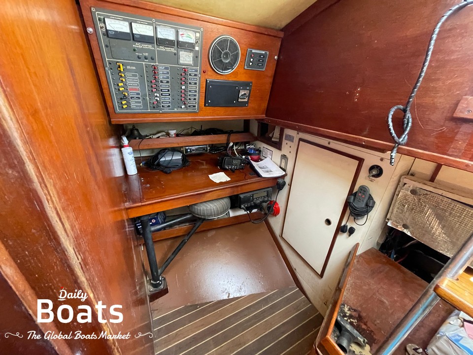 1981 Pearson 424 for sale. View price, photos and Buy 1981 Pearson 424 ...