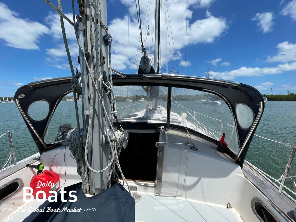 1981 Pearson 424 for sale. View price, photos and Buy 1981 Pearson 424 ...