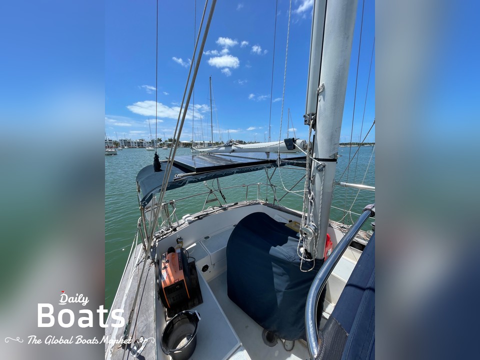 1981 Pearson 424 for sale. View price, photos and Buy 1981 Pearson 424 ...