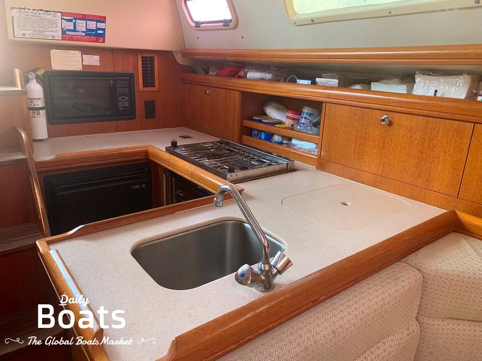 2005 Hunter 33 for sale. View price, photos and Buy 2005 Hunter 33 #489866