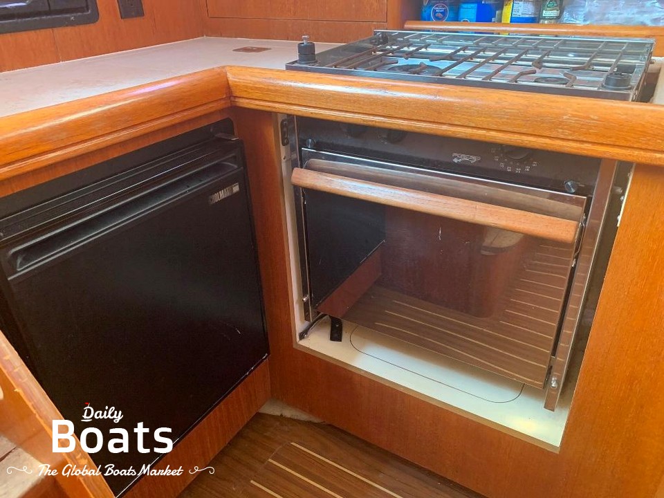 2005 Hunter 33 for sale. View price, photos and Buy 2005 Hunter 33 #489866