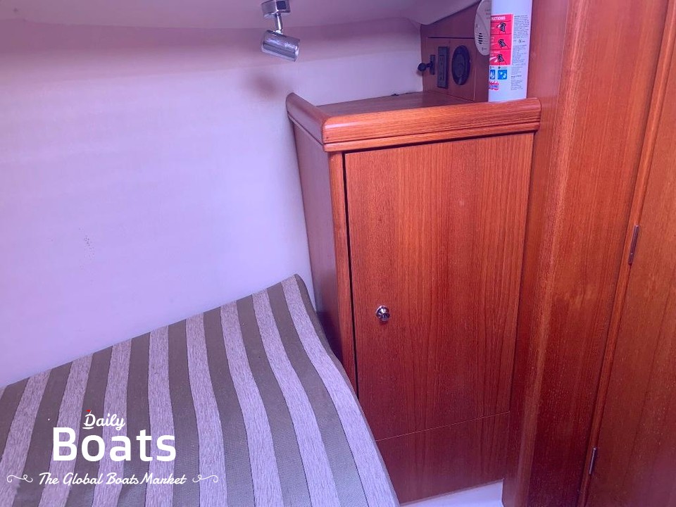 2005 Hunter 33 for sale. View price, photos and Buy 2005 Hunter 33 #489866