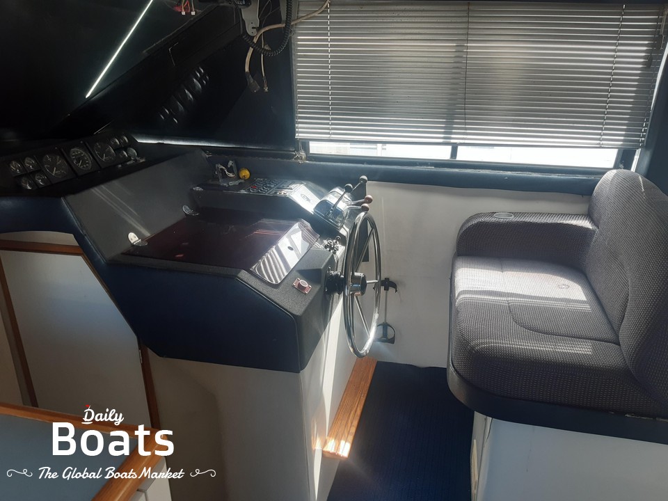 1991 Bayliner 4388 for sale. View price, photos and Buy 1991 Bayliner ...