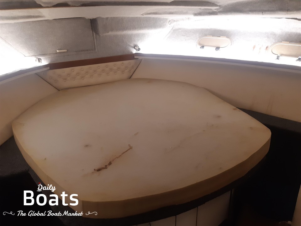 1991 Bayliner 4388 for sale. View price, photos and Buy 1991 Bayliner ...