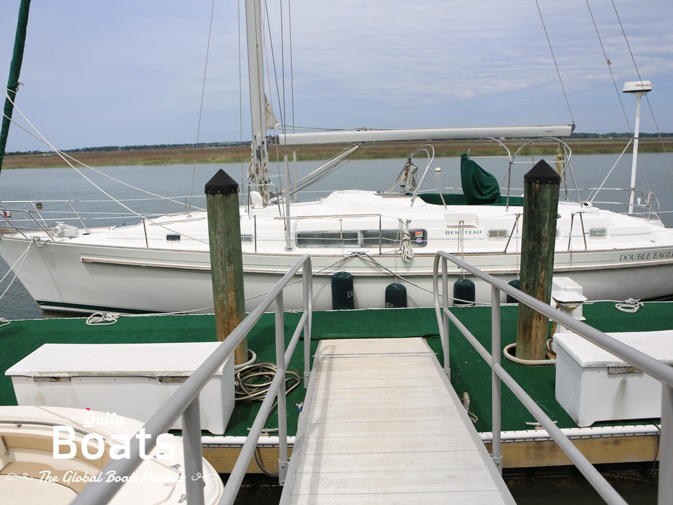 1995 Beneteau 44Cc for sale. View price, photos and Buy 1995 Beneteau ...