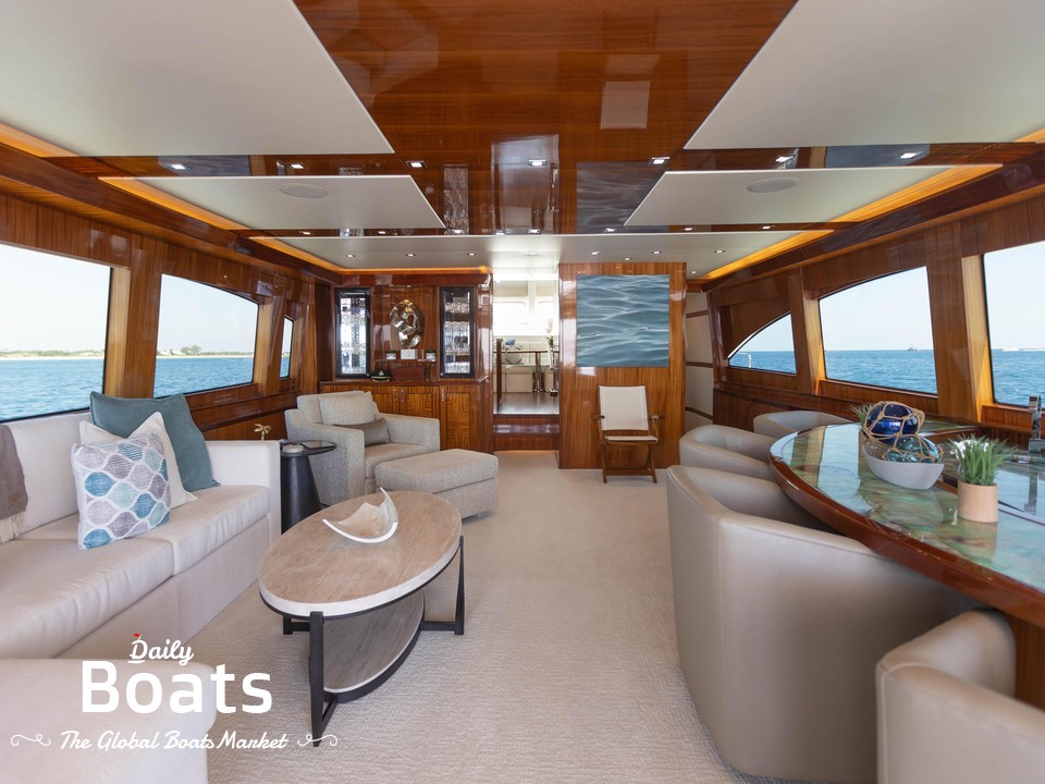 2013 Hatteras 80 Motor Yacht for sale. View price, photos and Buy 2013 ...