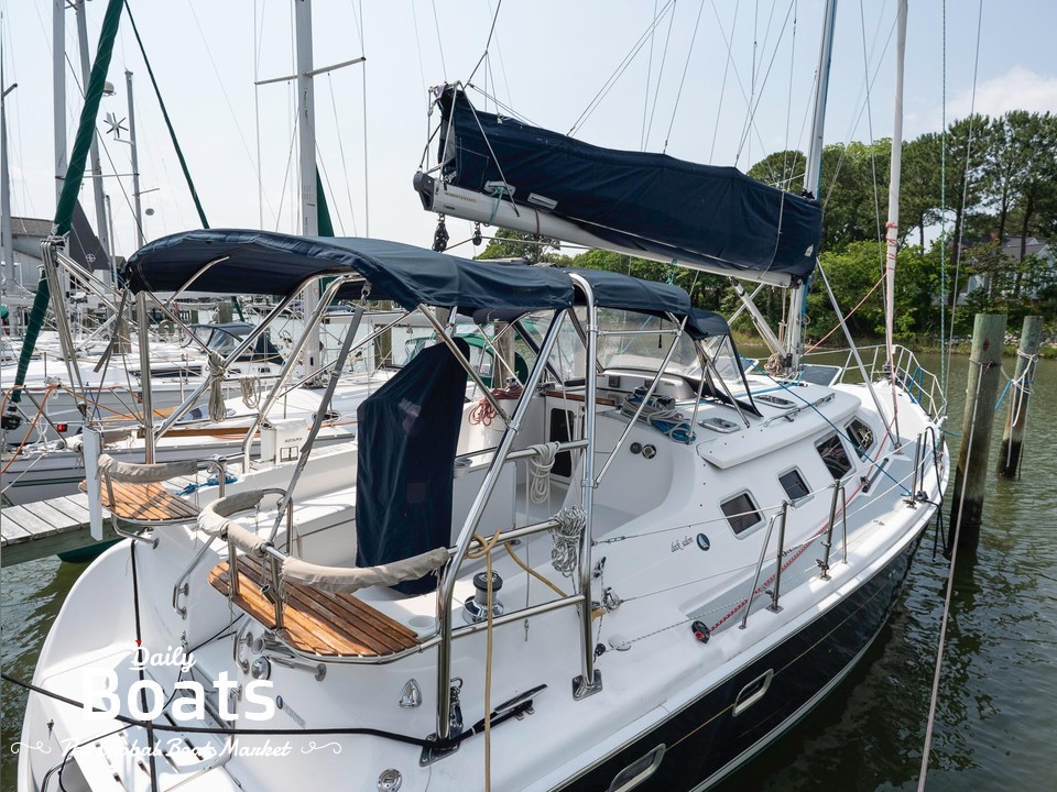 2006 Hunter 41 Deck Salon for sale. View price, photos and Buy 2006 ...