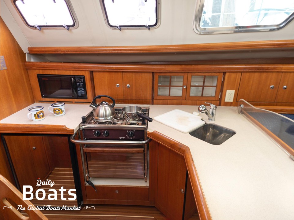 2006 Hunter 41 Deck Salon for sale. View price, photos and Buy 2006 ...