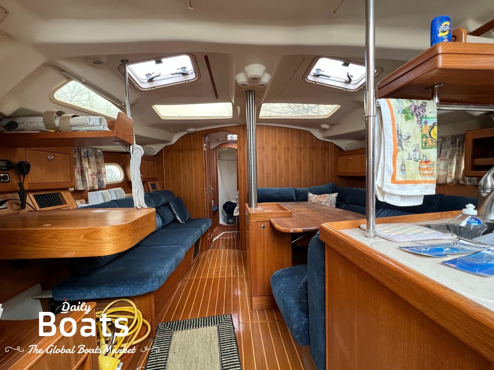 2002 Hunter 410 - Original Owner Boat for sale. View price, photos and ...