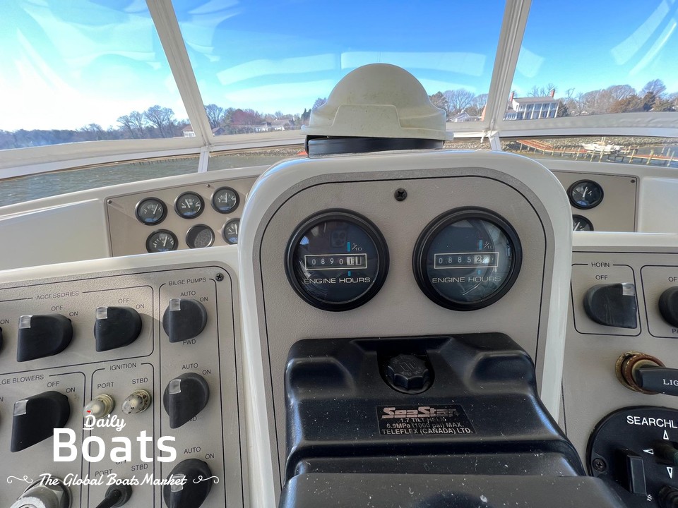 1998 Carver 455 Motor Yacht for sale. View price, photos and Buy 1998 ...