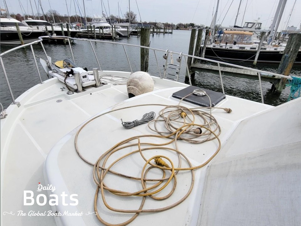 1984 Present Yachts 42 Sundeck for sale. View price, photos and Buy ...