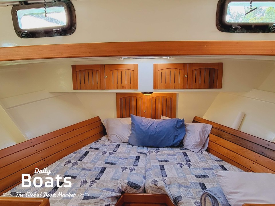 2001 Covey Island 47 Shallow Draft Tunnel Drive for sale. View price, photos and Buy 2001 Covey ...