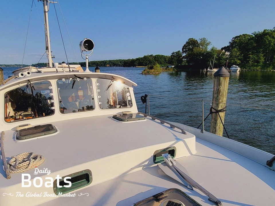 2001 Covey Island 47 Shallow Draft Tunnel Drive for sale. View price, photos and Buy 2001 Covey ...