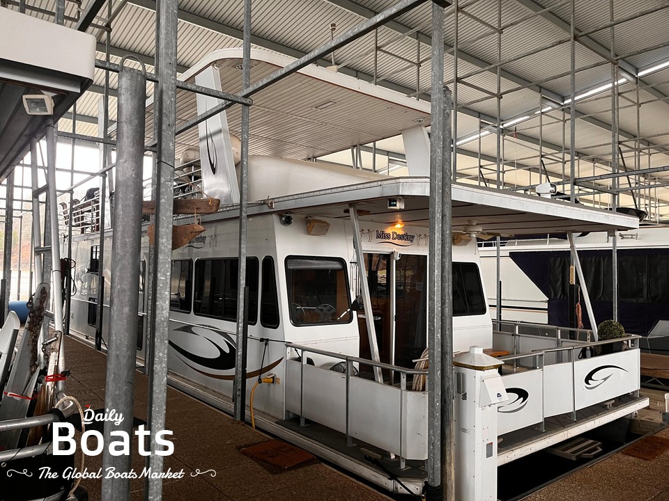2007 Destination Yachts 55 House Boat for sale. View price, photos and ...