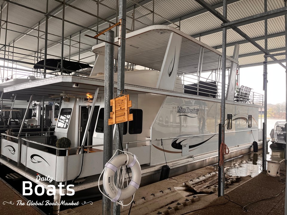 2007 Destination Yachts 55 House Boat for sale. View price, photos and ...