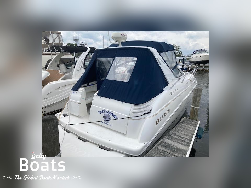2002 Larson Cabrio 330 Mid Cabin for sale. View price, photos and Buy ...