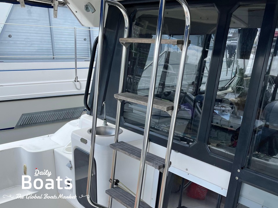 1994 Bayliner 3688 Mid Cabin Motoryacht for sale. View price, photos ...