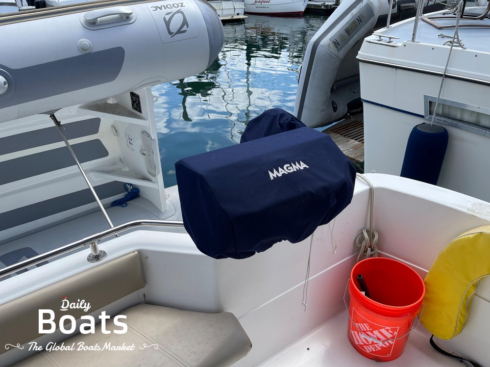 1994 Bayliner 3688 Mid Cabin Motoryacht for sale. View price, photos ...