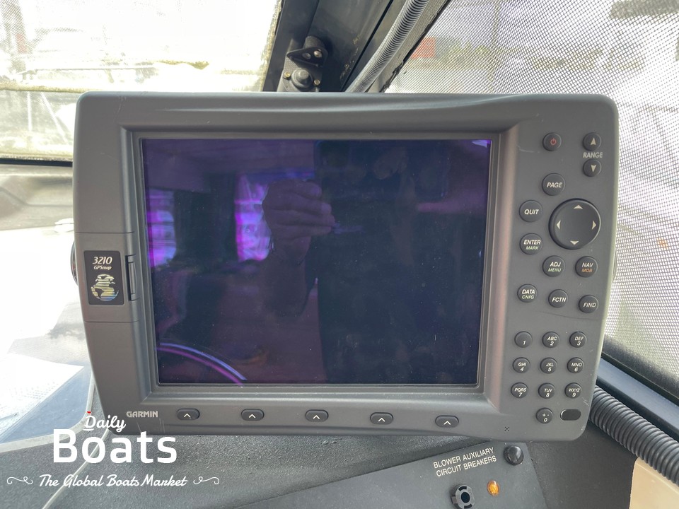 1994 Bayliner 3688 Mid Cabin Motoryacht for sale. View price, photos ...