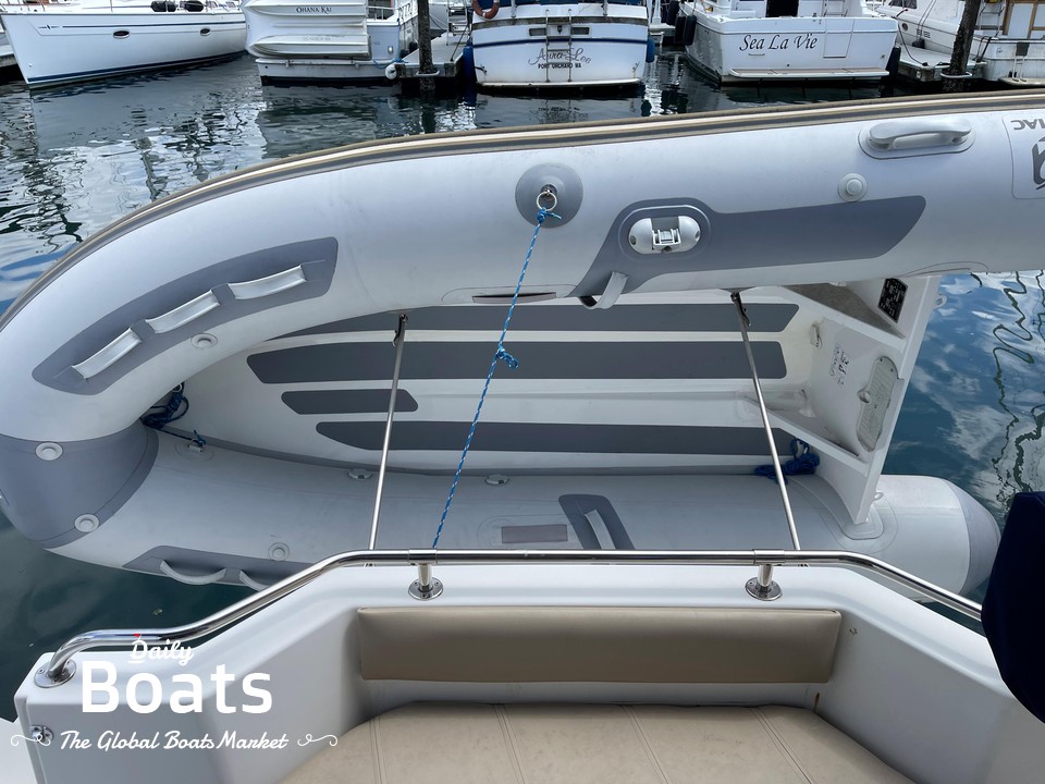 1994 Bayliner 3688 Mid Cabin Motoryacht for sale. View price, photos ...