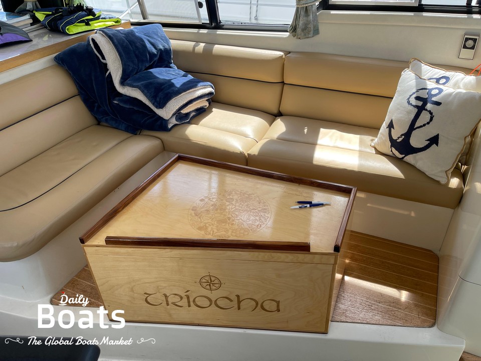 1994 Bayliner 3688 Mid Cabin Motoryacht for sale. View price, photos ...