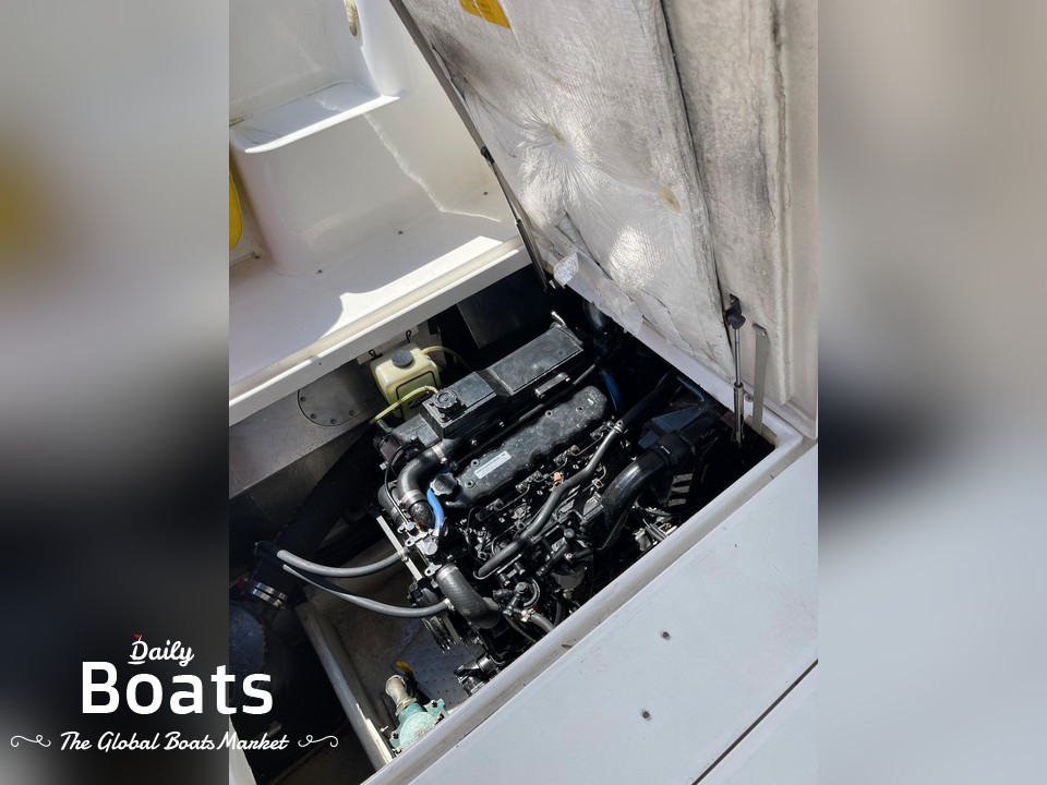 1994 Bayliner 3688 Mid Cabin Motoryacht for sale. View price, photos ...