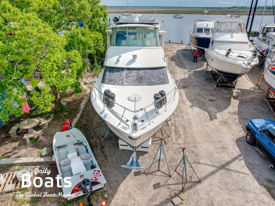 1996 Carver 50 Cockpit Motor Yacht for sale. View price, photos and Buy ...