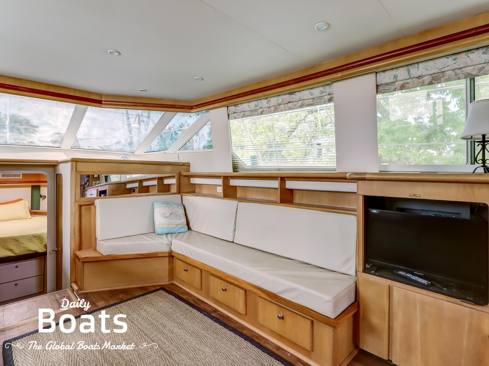 1996 Carver 50 Cockpit Motor Yacht for sale. View price, photos and Buy ...