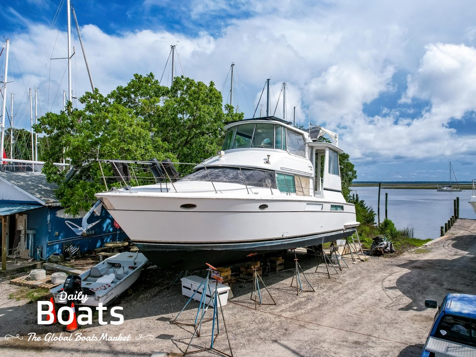 1996 Carver 50 Cockpit Motor Yacht for sale. View price, photos and Buy ...