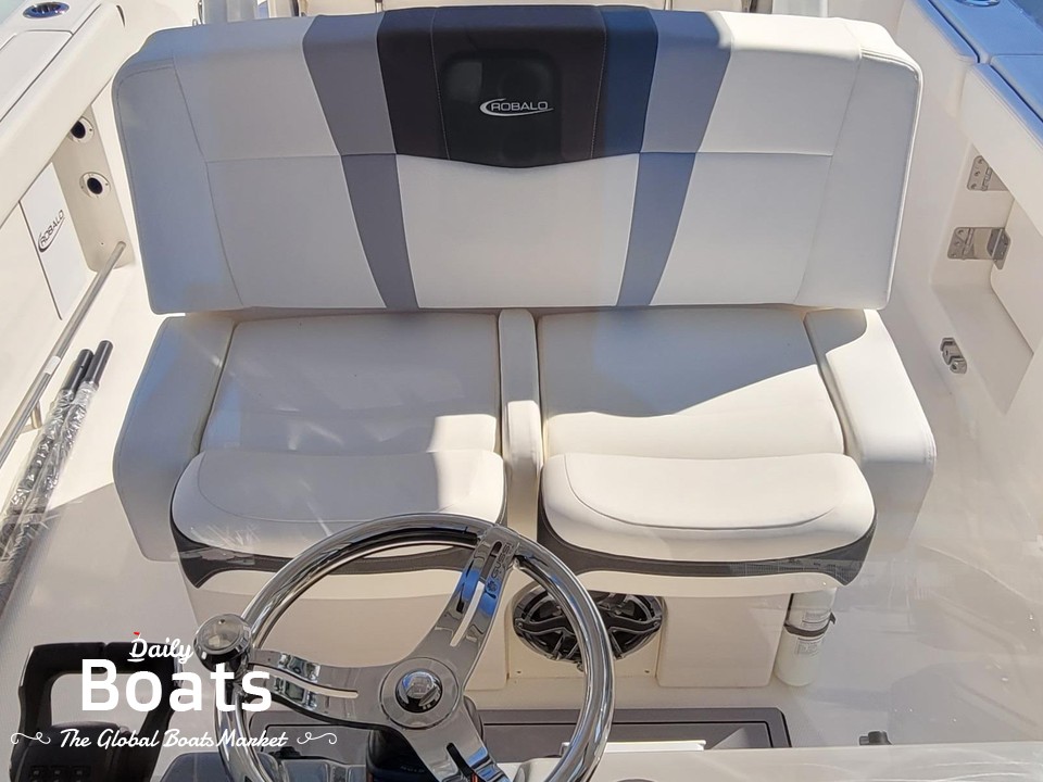 2023 Robalo 272 for sale. View price, photos and Buy 2023 Robalo 272 ...