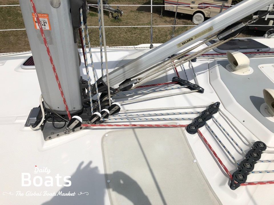 2004 Hunter 466 for sale. View price, photos and Buy 2004 Hunter 466 ...