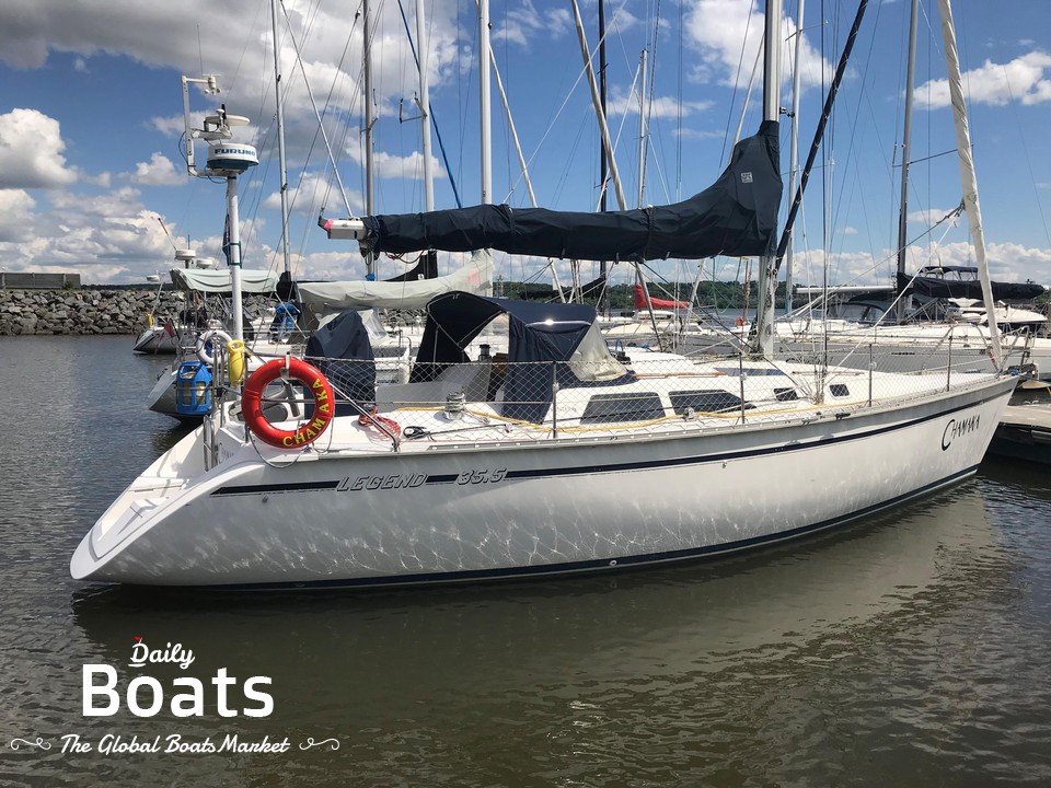 1991 Hunter 35.5 for sale. View price, photos and Buy 1991 Hunter 35.5 ...