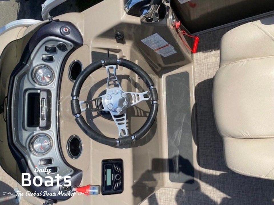 2022 Sun Tracker Party Barge 24 Dlx for sale. View price, photos and ...