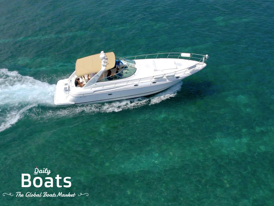 2002 Cruisers Yachts 4270 Express for sale. View price, photos and Buy ...