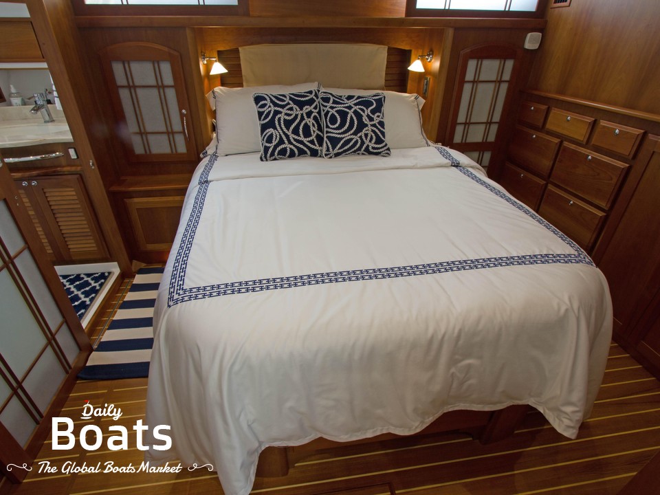 2016 Sabre Flybridge for sale. View price, photos and Buy 2016 Sabre ...