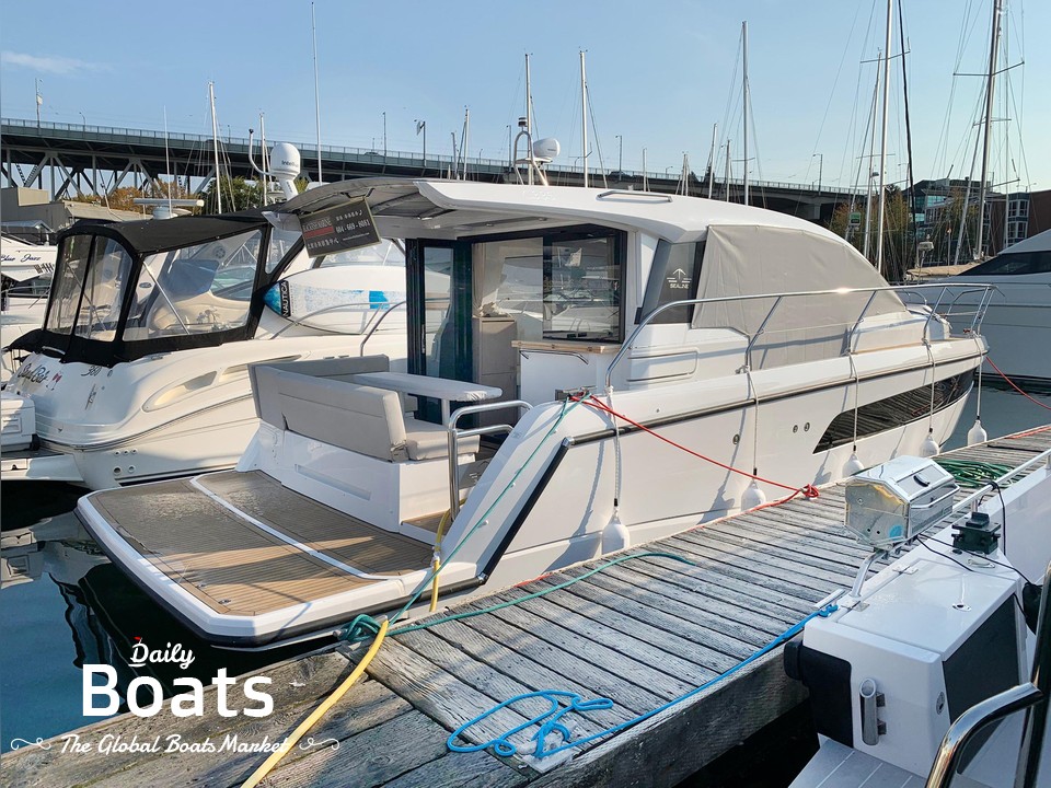 2022 Sealine C335 for sale. View price, photos and Buy 2022 Sealine ...