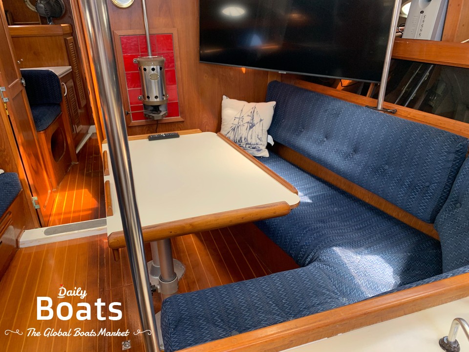 1987 Hunter 45 Legend for sale. View price, photos and Buy 1987 Hunter ...