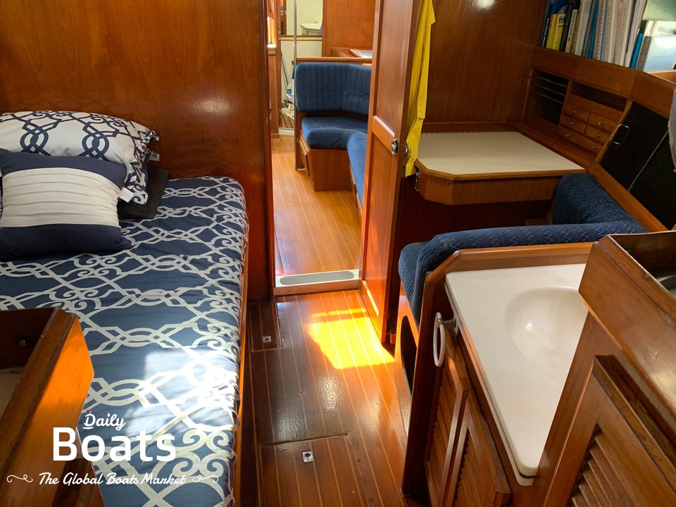 1987 Hunter 45 Legend for sale. View price, photos and Buy 1987 Hunter ...