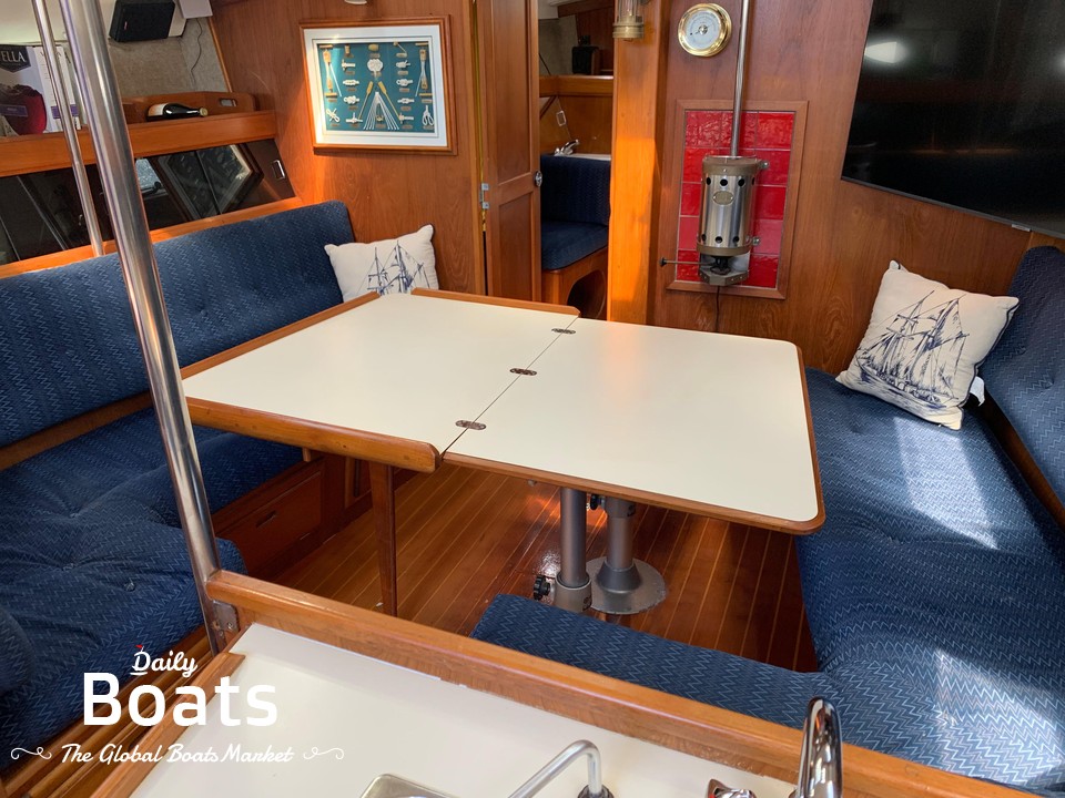 1987 Hunter 45 Legend for sale. View price, photos and Buy 1987 Hunter ...