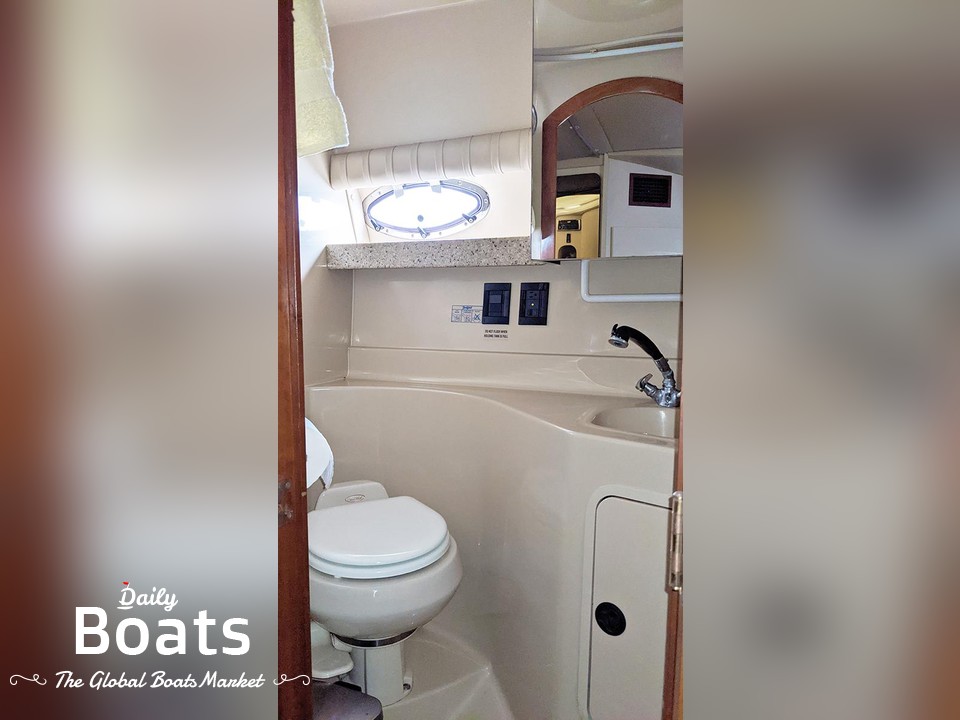 2003 Cruisers Yachts 3075 Express for sale. View price, photos and Buy ...