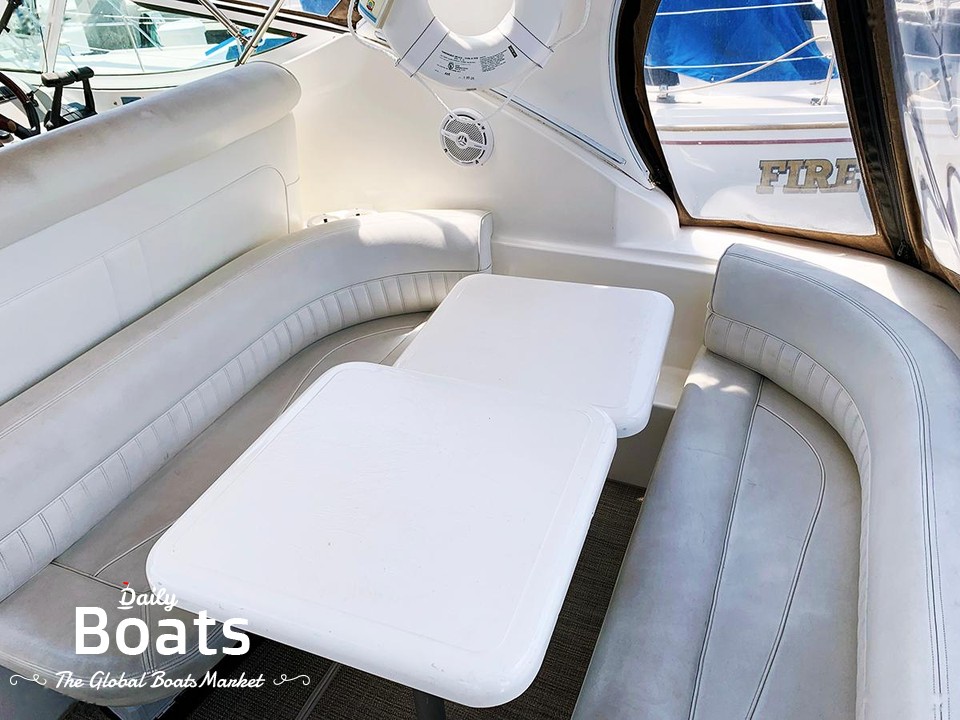 2003 Cruisers Yachts 3075 Express for sale. View price, photos and Buy ...