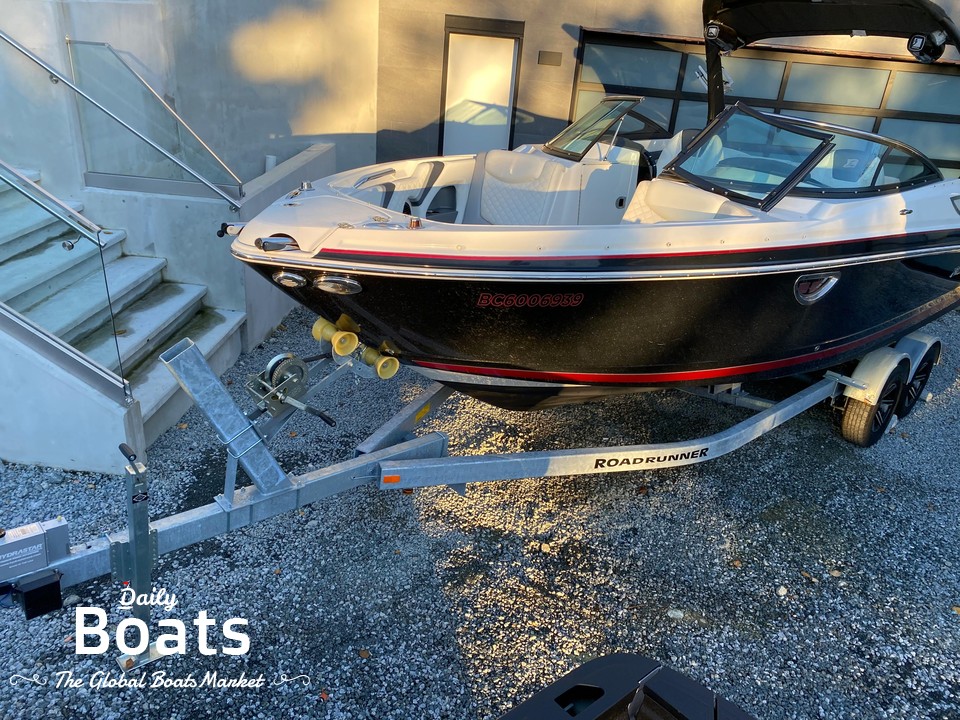 2017 Larson Lxi 258 for sale. View price, photos and Buy 2017 Larson ...