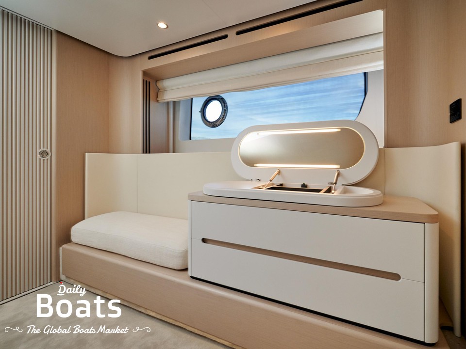 2022 Azimut 68 Fly for sale. View price, photos and Buy 2022 Azimut 68 ...