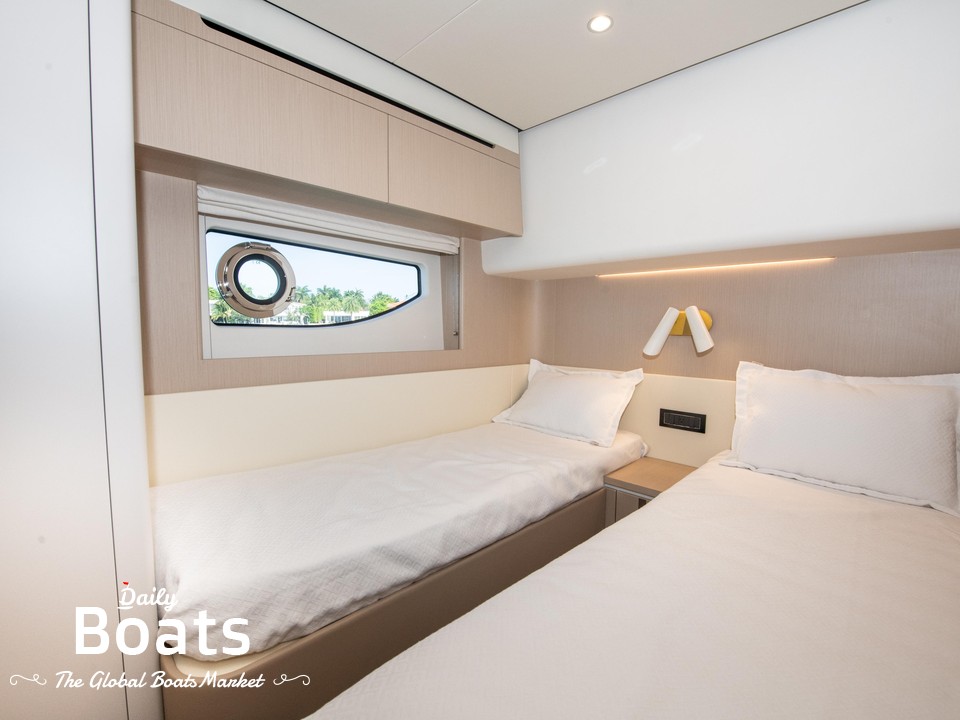 2023 Azimut Fly 68 for sale. View price, photos and Buy 2023 Azimut Fly ...