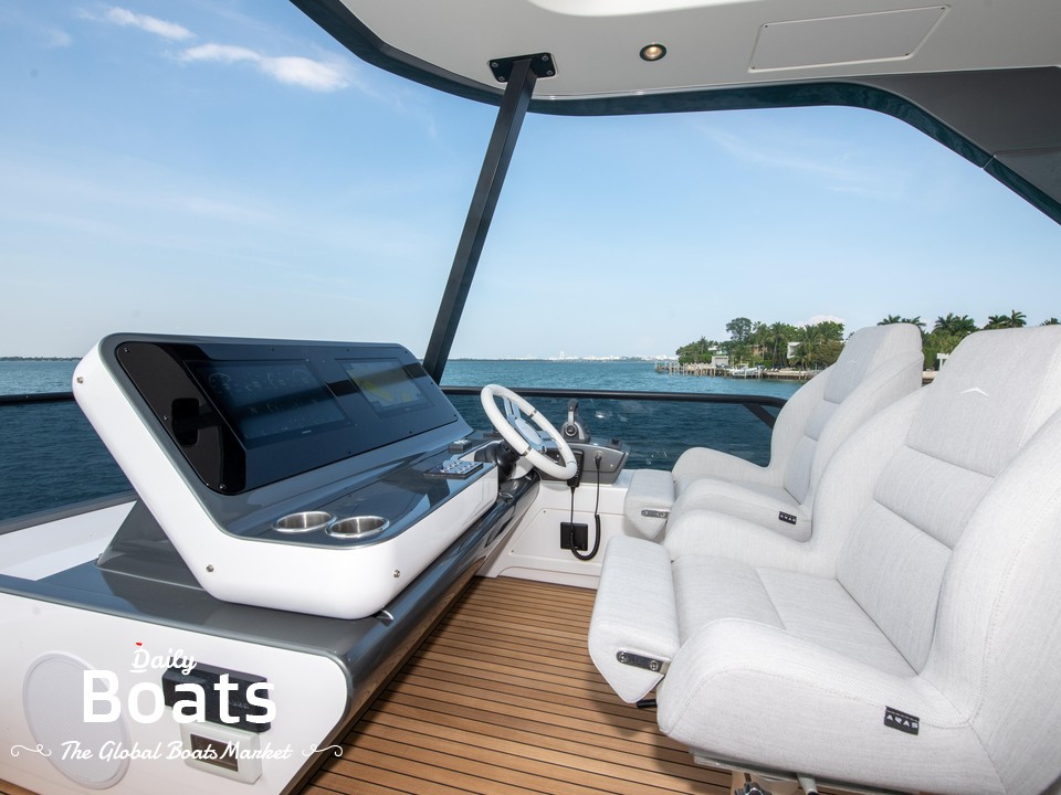 2023 Azimut Fly 68 for sale. View price, photos and Buy 2023 Azimut Fly ...